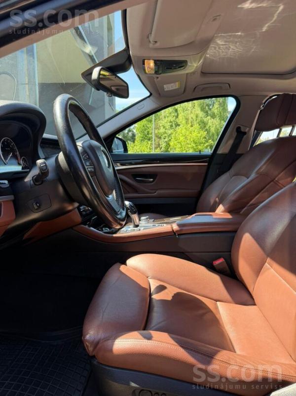 Black BMW 525 2013 in Riga, with an engine capacity of 2.00 L and mileage of 194 thousand km for 9200 €, photo 6 on AUTOMOTO.COM.LV