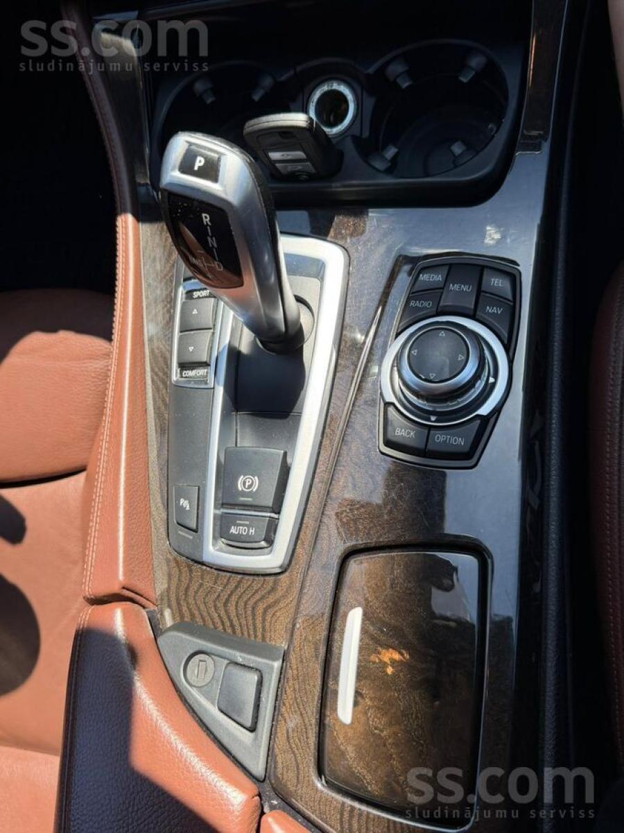 Melns BMW 525 2013 Rīga, ar dzinēja tilpumu 2.00 L un nobraukumu 194 tūkst. km par 9200 €, foto 14 vietnē AUTOMOTO.COM.LV