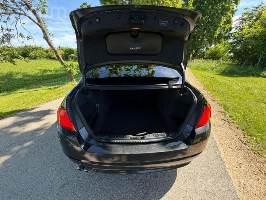 Melns BMW 525 2013 Rīga, ar dzinēja tilpumu 2.00 L un nobraukumu 194 tūkst. km par 9200 €, foto 16 vietnē AUTOMOTO.COM.LV