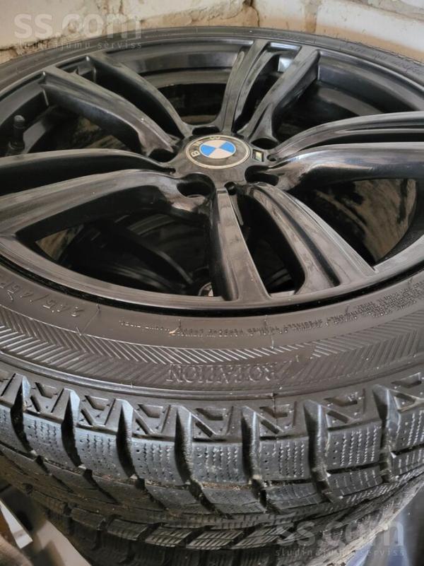 Black BMW 525 2013 in Bauska, with an engine capacity of 2.00 L and mileage of 339 thousand km for 8500 €, photo 6 on AUTOMOTO.COM.LV