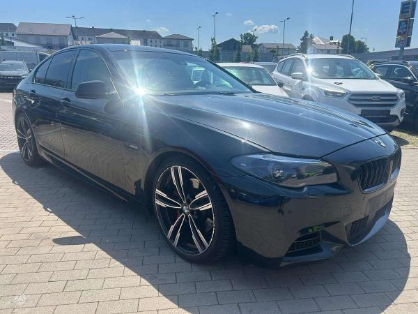 Black BMW 525 2013 in Kaunas, with an engine capacity of 2.00 L and mileage of 230 thousand km for 9880 €, photo 2 on AUTOMOTO.COM.LV
