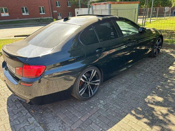Black BMW 525 2013 in Kaunas, with an engine capacity of 2.00 L and mileage of 230 thousand km for 9880 €, photo 8 on AUTOMOTO.COM.LV
