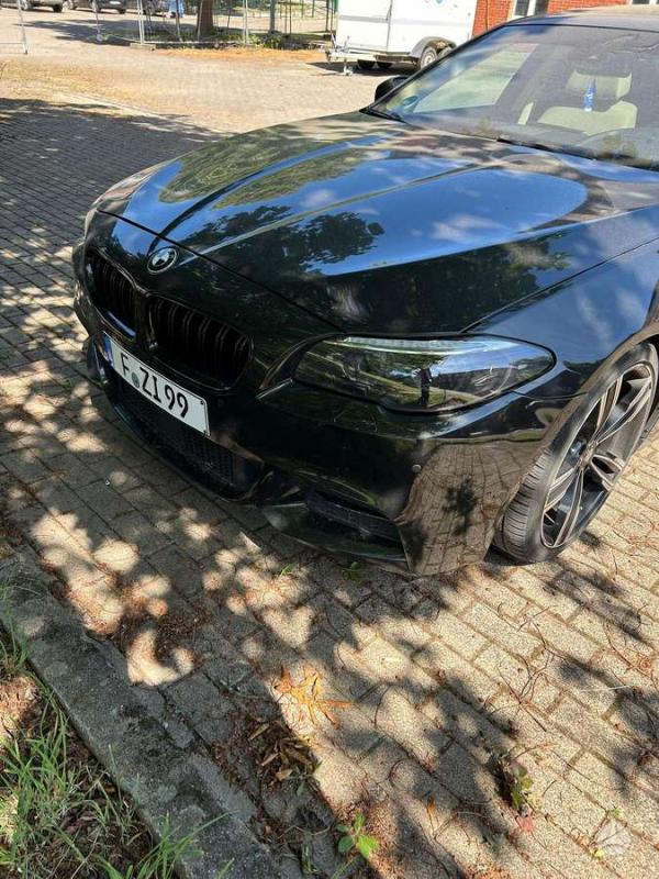 Black BMW 525 2013 in Kaunas, with an engine capacity of 2.00 L and mileage of 230 thousand km for 9880 €, photo 9 on AUTOMOTO.COM.LV