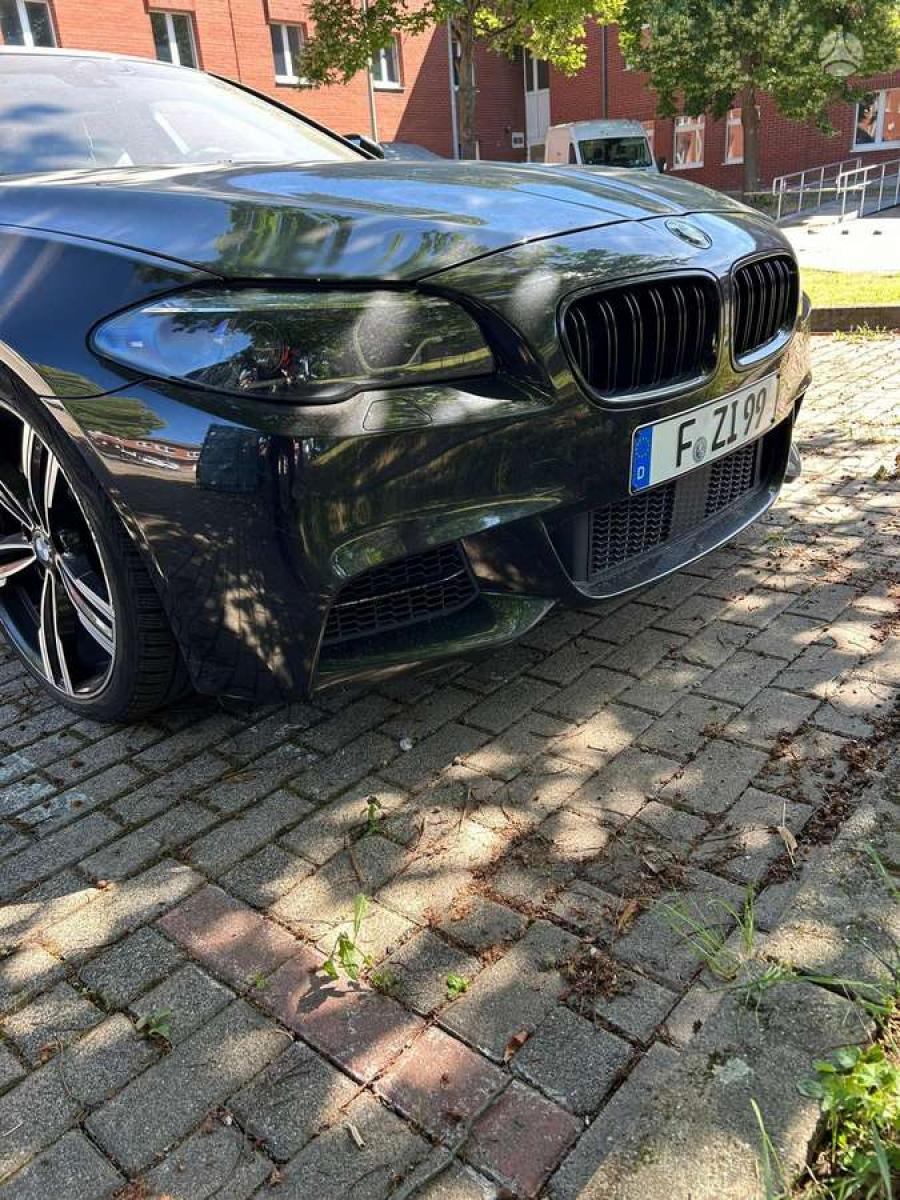 Melns BMW 525 2013 Kauņa, ar dzinēja tilpumu 2.00 L un nobraukumu 230 tūkst. km par 9880 €, foto 15 vietnē AUTOMOTO.COM.LV
