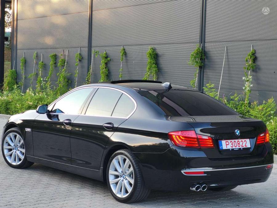 Black BMW 525 2014 in Vilnius, with an engine capacity of 2.00 L and mileage of 340 thousand km for 11950 €, photo 10 on AUTOMOTO.COM.LV