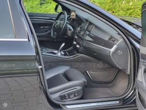 Black BMW 525 2014 in Vilnius, with an engine capacity of 2.00 L and mileage of 340 thousand km for 11950 €, photo 23 on AUTOMOTO.COM.LV