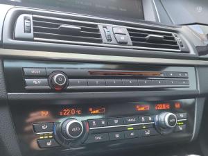 Black BMW 525 2014 in Vilnius, with an engine capacity of 2.00 L and mileage of 340 thousand km for 11950 €, photo 33 on AUTOMOTO.COM.LV