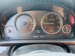Black BMW 525 2014 in Siauliai, with an engine capacity of 2.00 L and mileage of 293 thousand km for 9200 €, photo 9 on AUTOMOTO.COM.LV