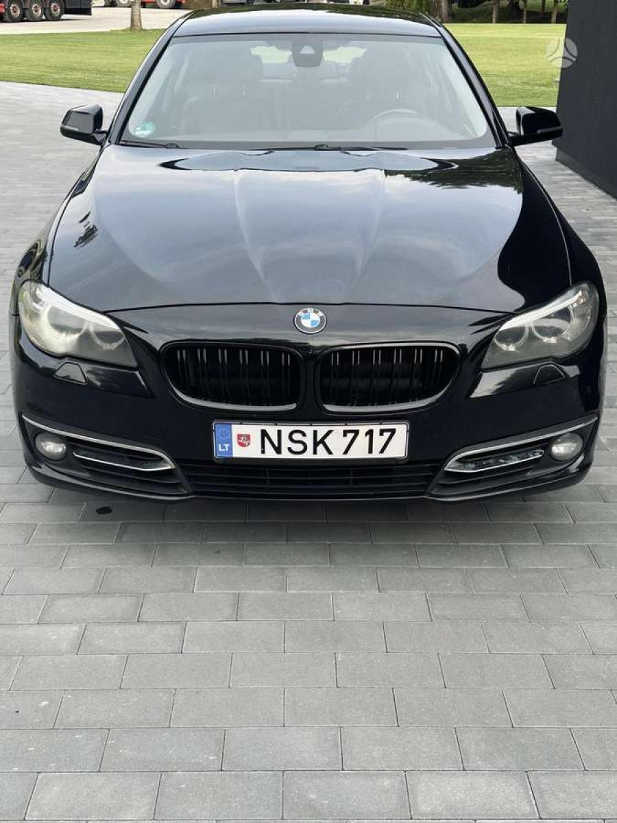 Black BMW 525 2014 in Marijampole, with an engine capacity of 2.00 L and mileage of 381 thousand km for 8550 €, photo 4 on AUTOMOTO.COM.LV