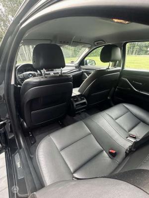 Black BMW 525 2014 in Marijampole, with an engine capacity of 2.00 L and mileage of 381 thousand km for 8550 €, photo 15 on AUTOMOTO.COM.LV