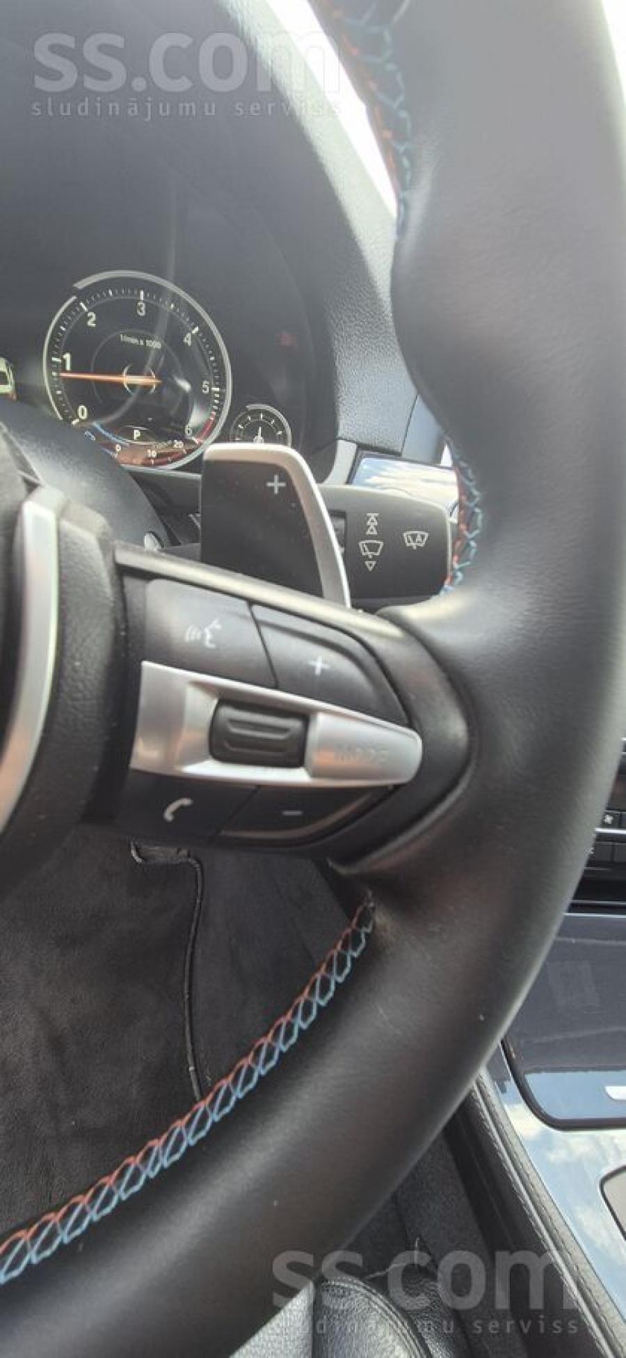 Black BMW 525 2016 in Riga, with an engine capacity of 2.00 L and mileage of 190 thousand km for 14000 €, photo 11 on AUTOMOTO.COM.LV