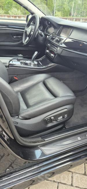 Black BMW 525 2016 in Riga, with an engine capacity of 2.00 L and mileage of 190 thousand km for 14000 €, photo 20 on AUTOMOTO.COM.LV