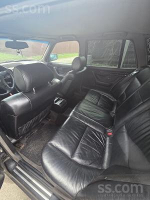 Black BMW 525 1995 in Riga, with an engine capacity of 2.50 L and mileage of 365 thousand km for 3250 €, photo 10 on AUTOMOTO.COM.LV