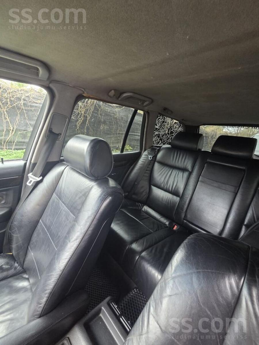 Black BMW 525 1995 in Riga, with an engine capacity of 2.50 L and mileage of 365 thousand km for 3250 €, photo 11 on AUTOMOTO.COM.LV