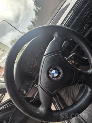 Black BMW 525 1995 in Riga, with an engine capacity of 2.50 L and mileage of 365 thousand km for 3250 €, photo 14 on AUTOMOTO.COM.LV