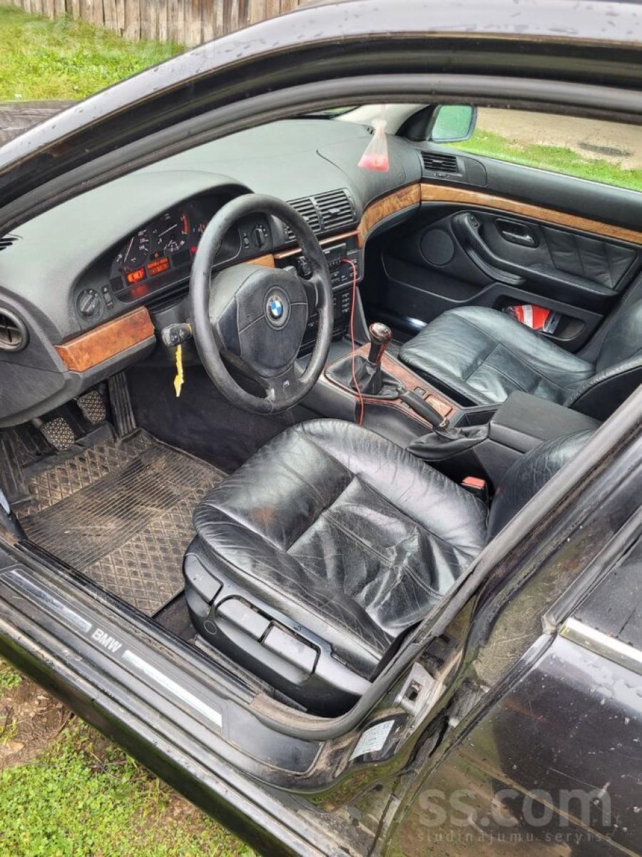 Melns BMW 525 1997 Aizkraukle, ar dzinēja tilpumu 2.50 L un nobraukumu 366 tūkst. km par 1100 €, foto 10 vietnē AUTOMOTO.COM.LV