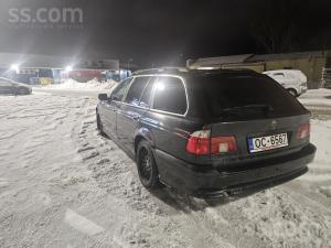 Melns BMW 525 2001 Liepāja, ar dzinēja tilpumu 2.50 L un nobraukumu 411 tūkst. km par 2650 €, foto 2 vietnē AUTOMOTO.COM.LV