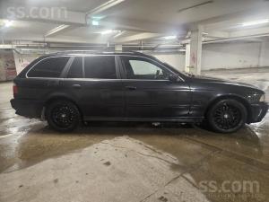 Melns BMW 525 2001 Liepāja, ar dzinēja tilpumu 2.50 L un nobraukumu 411 tūkst. km par 2650 €, foto 11 vietnē AUTOMOTO.COM.LV