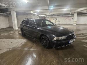 Melns BMW 525 2001 Liepāja, ar dzinēja tilpumu 2.50 L un nobraukumu 411 tūkst. km par 2650 €, foto 12 vietnē AUTOMOTO.COM.LV