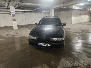 Melns BMW 525 2001 Liepāja, ar dzinēja tilpumu 2.50 L un nobraukumu 411 tūkst. km par 2650 €, foto 13 vietnē AUTOMOTO.COM.LV
