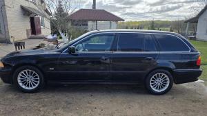 Black BMW 525 2001 in Vilnius, with an engine capacity of 2.50 L and mileage of 440 thousand km for 2200 €, photo 10 on AUTOMOTO.COM.LV