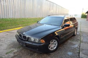 Melns BMW 525 2001 Kauņa, ar dzinēja tilpumu 2.50 L un nobraukumu 415 tūkst. km par 2500 €, foto 3 vietnē AUTOMOTO.COM.LV