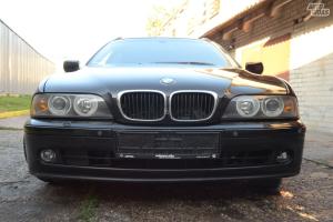 Melns BMW 525 2001 Kauņa, ar dzinēja tilpumu 2.50 L un nobraukumu 415 tūkst. km par 2500 €, foto 4 vietnē AUTOMOTO.COM.LV
