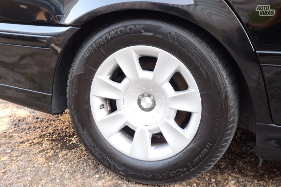 Melns BMW 525 2001 Kauņa, ar dzinēja tilpumu 2.50 L un nobraukumu 415 tūkst. km par 2500 €, foto 10 vietnē AUTOMOTO.COM.LV