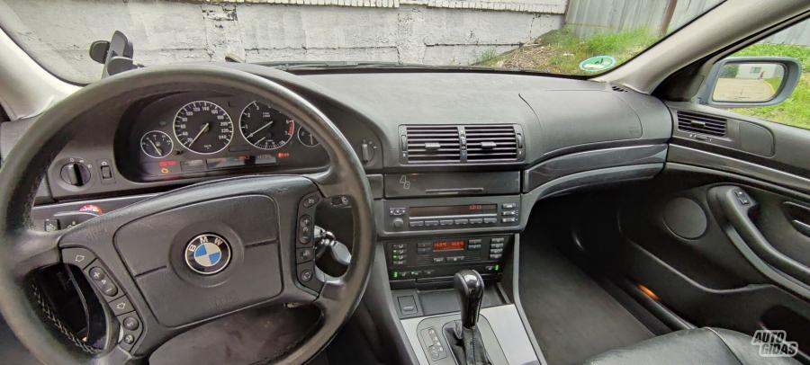 Melns BMW 525 2001 Kauņa, ar dzinēja tilpumu 2.50 L un nobraukumu 415 tūkst. km par 2500 €, foto 16 vietnē AUTOMOTO.COM.LV