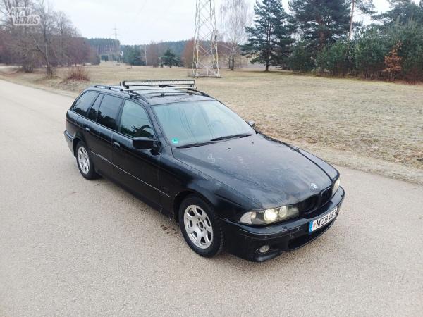 Melns BMW 525 2002 Kauņa, ar dzinēja tilpumu 2.50 L un nobraukumu 340 tūkst. km par 1500 €, foto 1 vietnē AUTOMOTO.COM.LV
