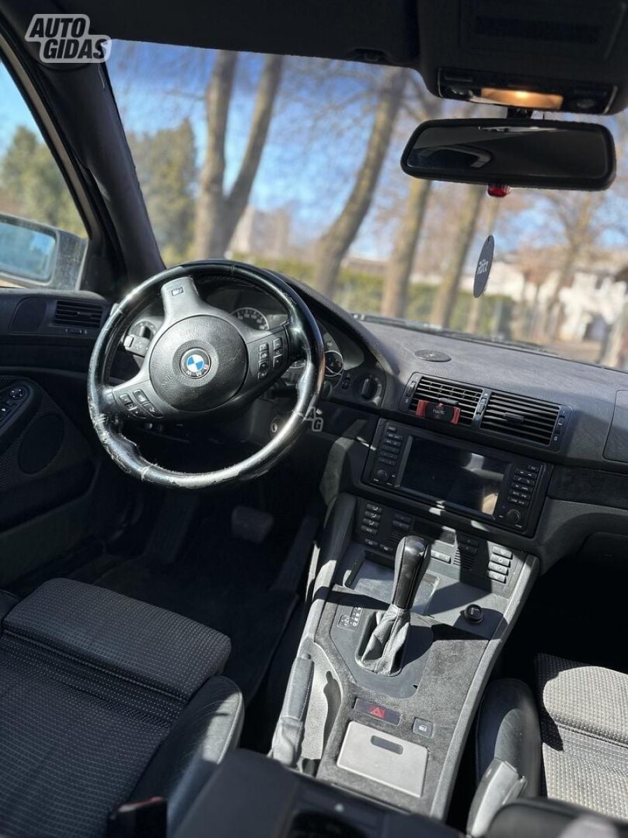 Black BMW 525 2002 in Siauliai, with an engine capacity of 2.50 L and mileage of 315 thousand km for 2350 €, photo 8 on AUTOMOTO.COM.LV