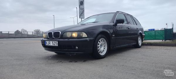 Black BMW 525 2002 in Klaipeda, with an engine capacity of 2.50 L and mileage of 300 thousand km for 1950 €, photo 4 on AUTOMOTO.COM.LV