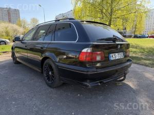 Melns BMW 525 2002 Rīga, ar dzinēja tilpumu 2.50 L un nobraukumu 440 tūkst. km par 1600 €, foto 3 vietnē AUTOMOTO.COM.LV