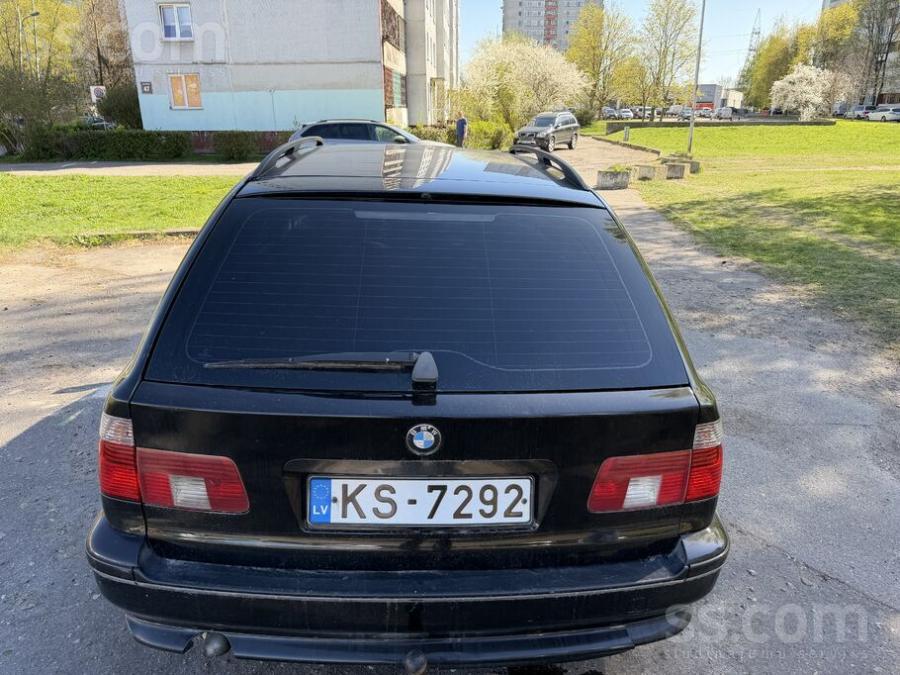 Melns BMW 525 2002 Rīga, ar dzinēja tilpumu 2.50 L un nobraukumu 440 tūkst. km par 1600 €, foto 7 vietnē AUTOMOTO.COM.LV