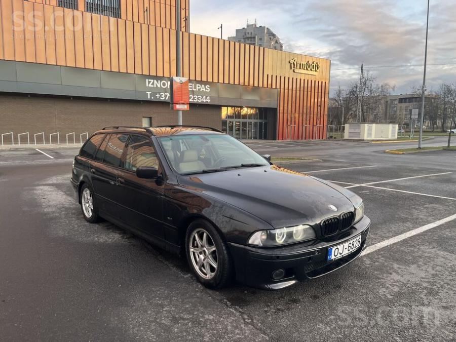 Melns BMW 525 2002 Rīga, ar dzinēja tilpumu 2.50 L un nobraukumu 450 tūkst. km par 1750 €, foto 1 vietnē AUTOMOTO.COM.LV