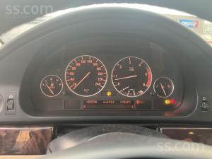Melns BMW 525 2002 Rīga, ar dzinēja tilpumu 2.50 L un nobraukumu 450 tūkst. km par 1750 €, foto 12 vietnē AUTOMOTO.COM.LV