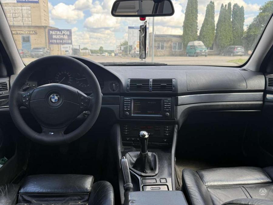 Melns BMW 525 2002 Viļņa, ar dzinēja tilpumu 2.50 L un nobraukumu 353 tūkst. km par 1700 €, foto 9 vietnē AUTOMOTO.COM.LV
