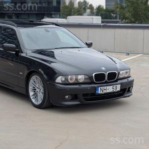 Black BMW 525 2002 in Riga, with an engine capacity of 2.50 L and mileage of 368 thousand km for 7450 €, photo  on AUTOMOTO.COM.LV