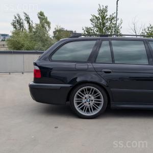 Melns BMW 525 2002 Rīga, ar dzinēja tilpumu 2.50 L un nobraukumu 368 tūkst. km par 7450 €, foto 6 vietnē AUTOMOTO.COM.LV