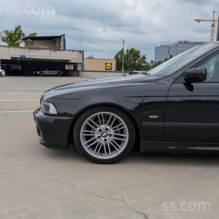 Melns BMW 525 2002 Rīga, ar dzinēja tilpumu 2.50 L un nobraukumu 368 tūkst. km par 7450 €, foto 9 vietnē AUTOMOTO.COM.LV
