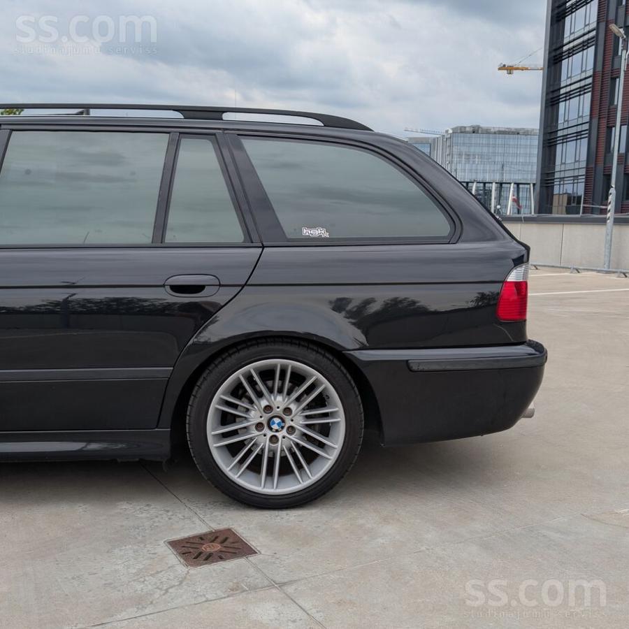 Melns BMW 525 2002 Rīga, ar dzinēja tilpumu 2.50 L un nobraukumu 368 tūkst. km par 7450 €, foto 10 vietnē AUTOMOTO.COM.LV