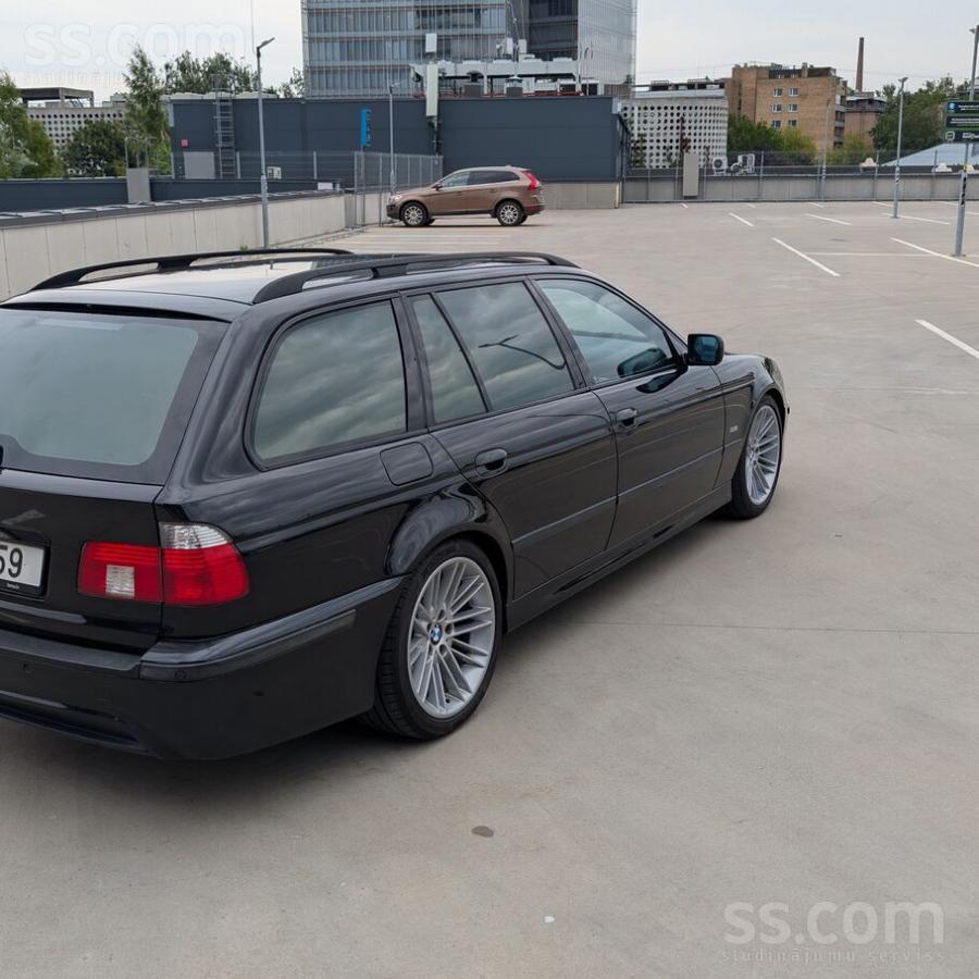 Melns BMW 525 2002 Rīga, ar dzinēja tilpumu 2.50 L un nobraukumu 368 tūkst. km par 7450 €, foto 12 vietnē AUTOMOTO.COM.LV