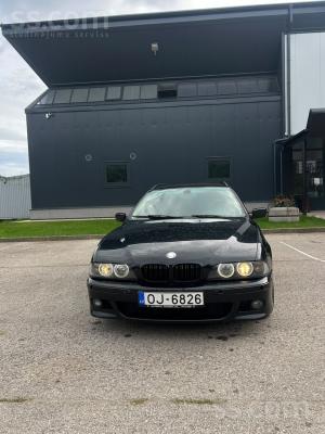 Black BMW 525 2002 in Riga, with an engine capacity of 2.50 L and mileage of 457 thousand km for 1500 €, photo  on AUTOMOTO.COM.LV