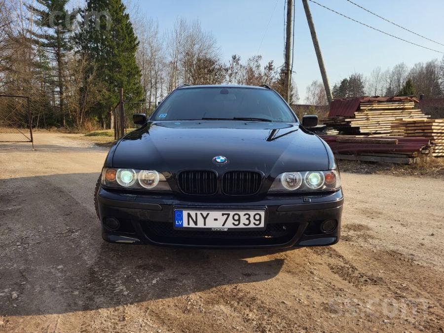 Black BMW 525 2003 in Ogre, with an engine capacity of 2.50 L and mileage of 341 thousand km for 2500 €, photo 1 on AUTOMOTO.COM.LV