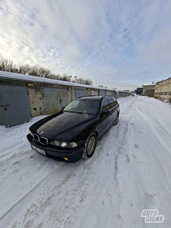 Black BMW 525 2003 in Klaipeda, with an engine capacity of 2.50 L and mileage of 276 thousand km for 2350 €, photo 3 on AUTOMOTO.COM.LV