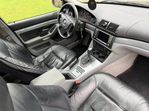 Black BMW 525 2003 in Ventspils, with an engine capacity of 2.50 L and mileage of 418 thousand km for 1490 €, photo 12 on AUTOMOTO.COM.LV