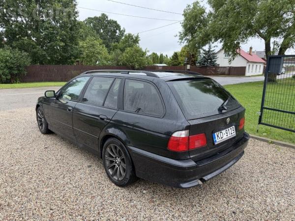 Black BMW 525 2003 in Ventspils, with an engine capacity of 2.50 L and mileage of 418 thousand km for 1490 €, photo 5 on AUTOMOTO.COM.LV
