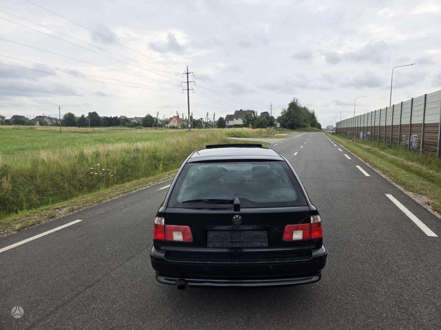 Melns BMW 525 2003 Kauņa, ar dzinēja tilpumu 2.50 L un nobraukumu 270 tūkst. km par 2999 €, foto 31 vietnē AUTOMOTO.COM.LV