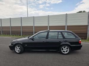 Melns BMW 525 2003 Kauņa, ar dzinēja tilpumu 2.50 L un nobraukumu 270 tūkst. km par 2999 €, foto 40 vietnē AUTOMOTO.COM.LV