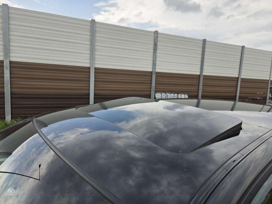 Melns BMW 525 2003 Kauņa, ar dzinēja tilpumu 2.50 L un nobraukumu 270 tūkst. km par 2999 €, foto 59 vietnē AUTOMOTO.COM.LV